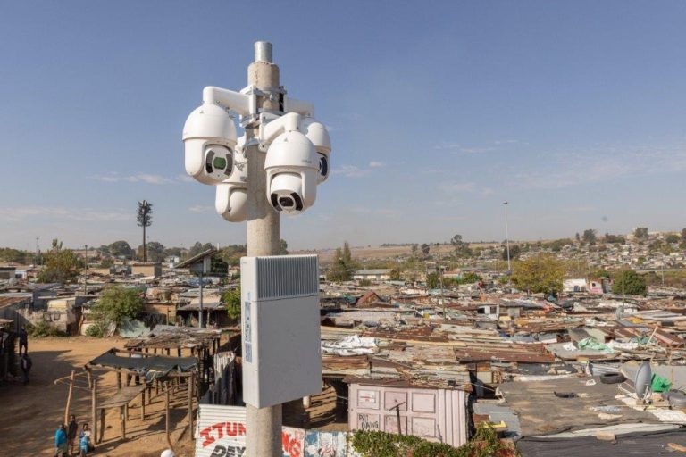 GAUTENG RESIDENTS GIVES INSTALLATION OF CCTV CAMERAS A BIG THUMBS UP ...